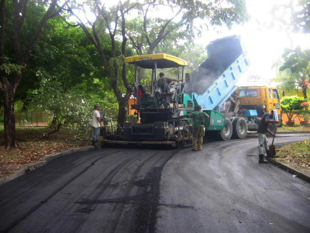 Pembinaan Kekal Mewah | Road Works