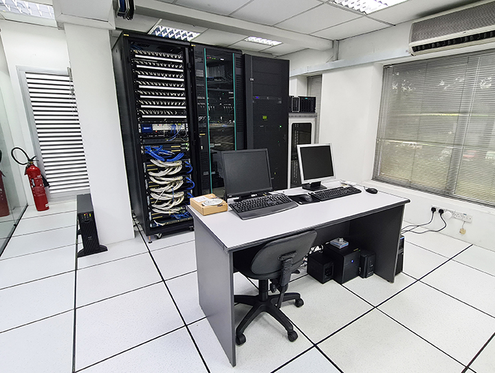 Pembinaan Kekal Mewah | Support